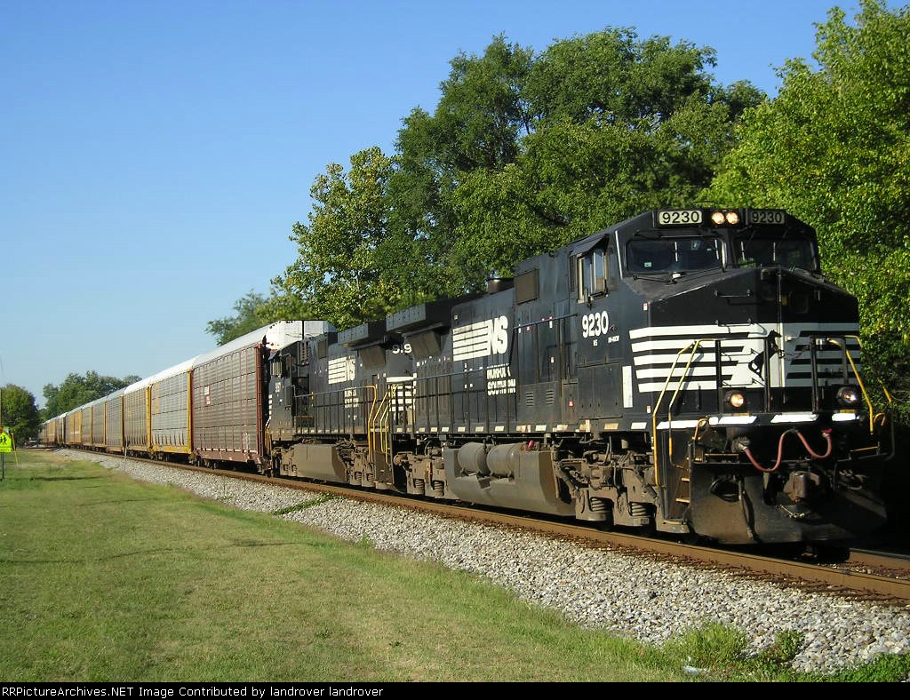 NS 9230 On NS 289 Eastbound